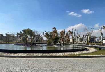 FOR SALE Medium Villa in Villette Sodic .. Golden Square في ڤي ريزيدنس ...