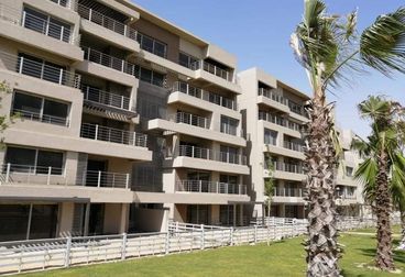 شقق للبيع في التجمع الخامس في كمبوند كابيتال جاردنز - بالم هيلز . عقارماب